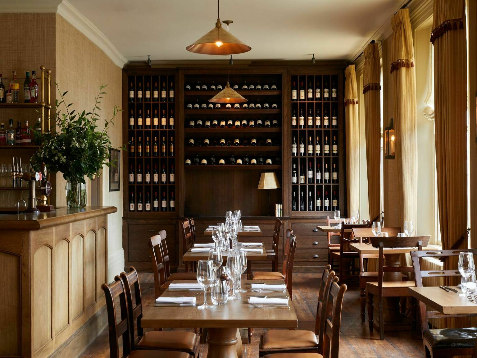 18 Best Pubs In Notting Hill For Boozing, West London-Style