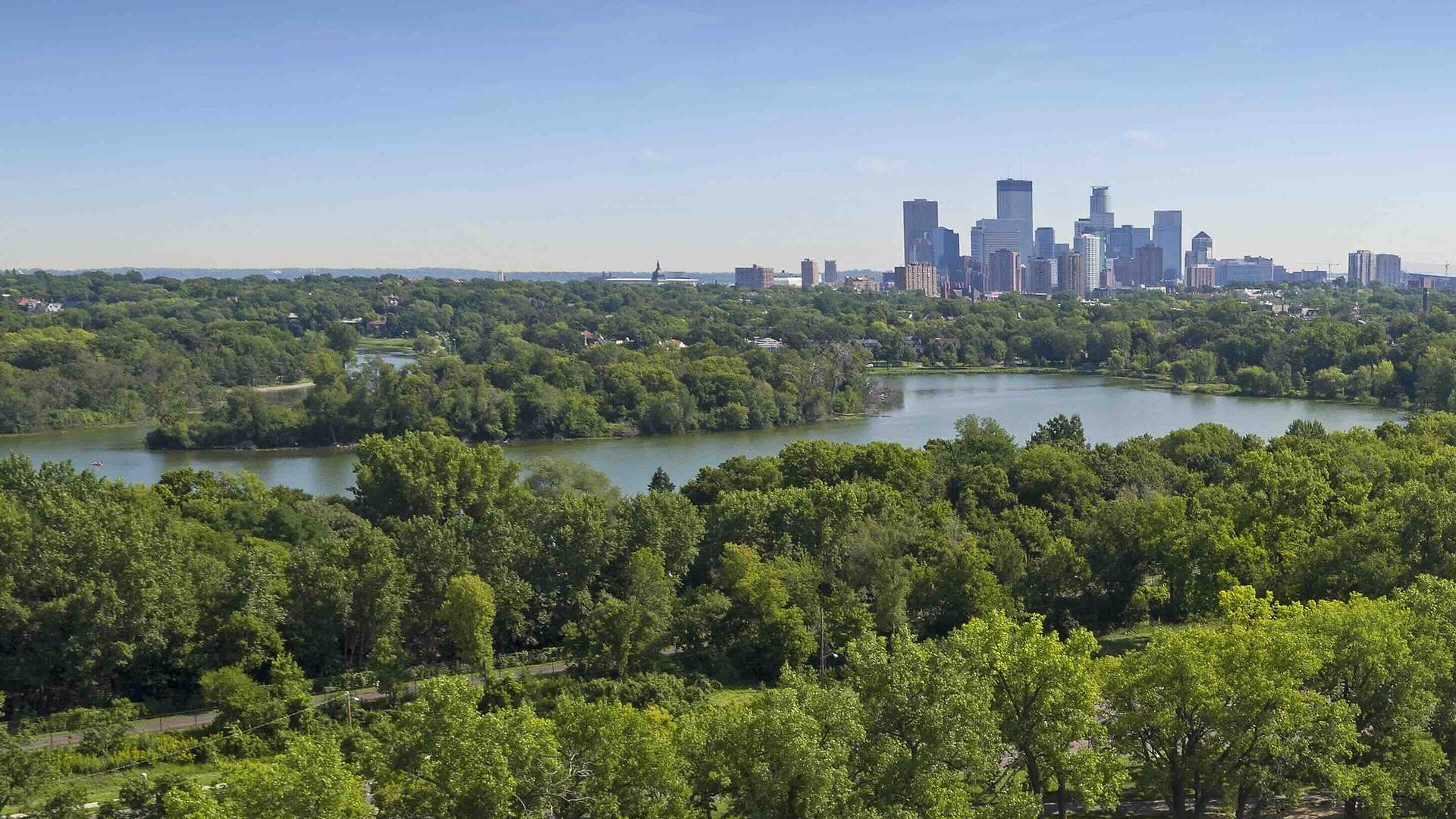 8 Exciting Amtrak Train Trips to Take From Chicago