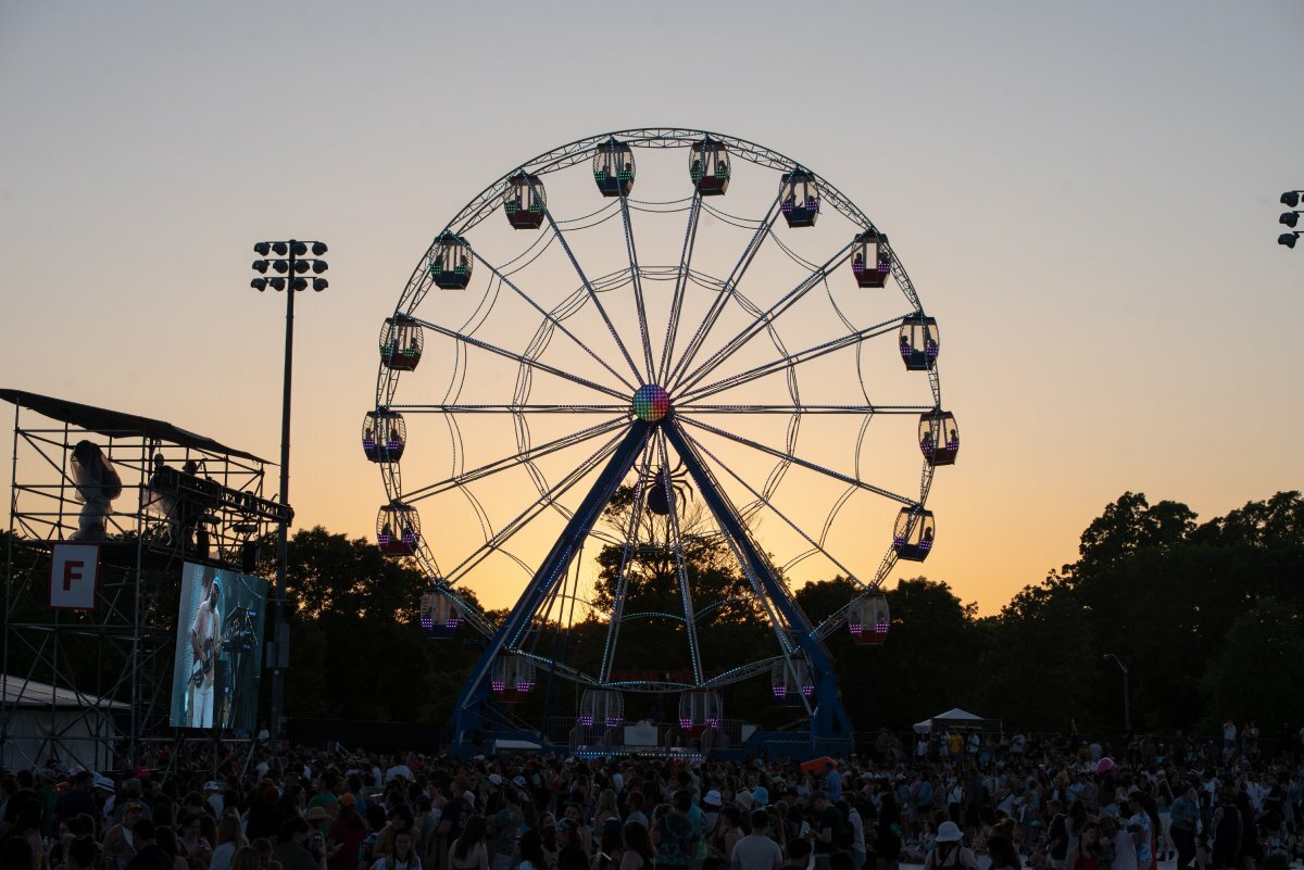 Boston Calling 2025 Lineup Is Here with Dave Matthews Band, Luke Combs ...