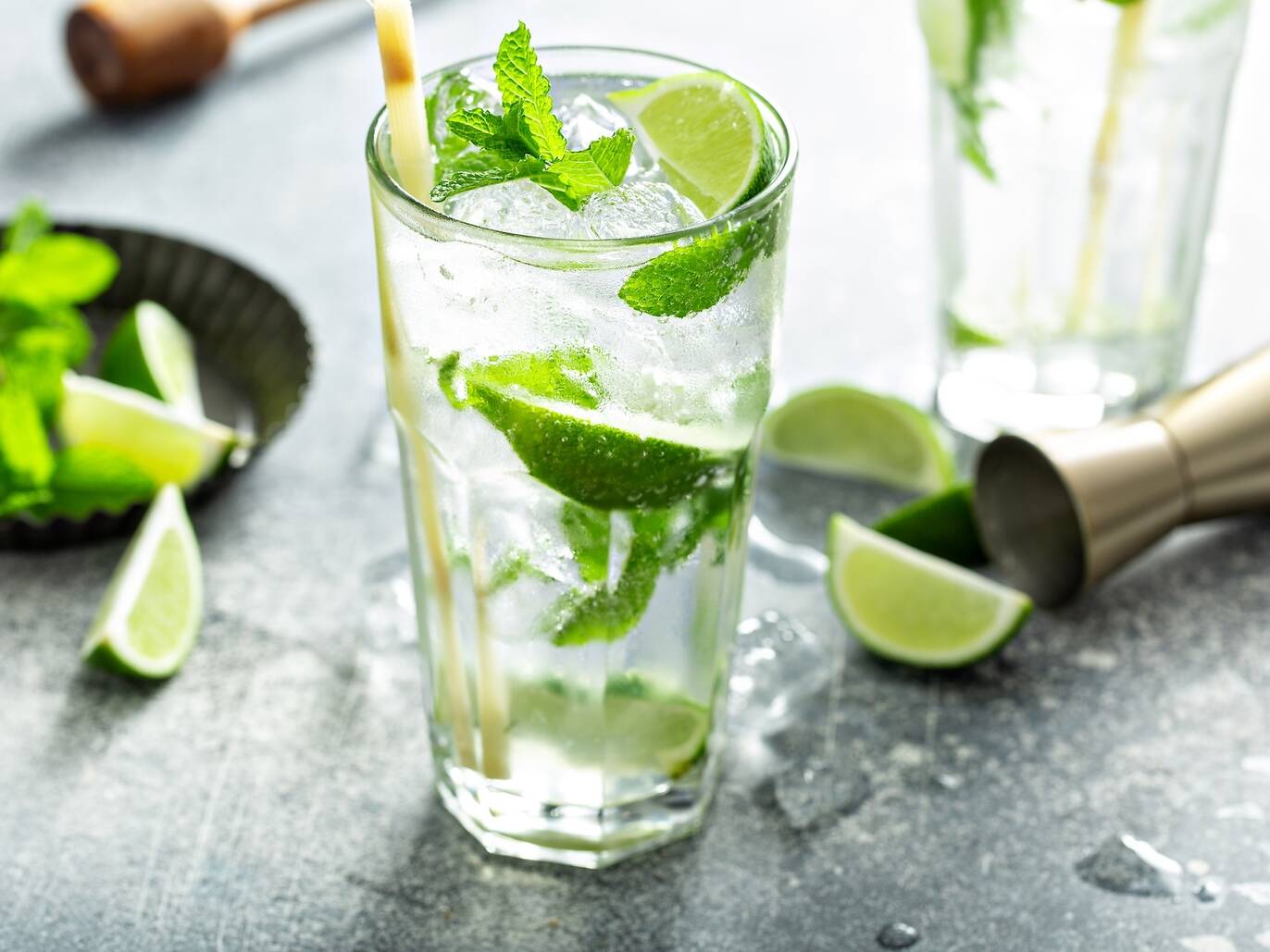 19 Best Miami Beach Bars For Stunning Views of the Water