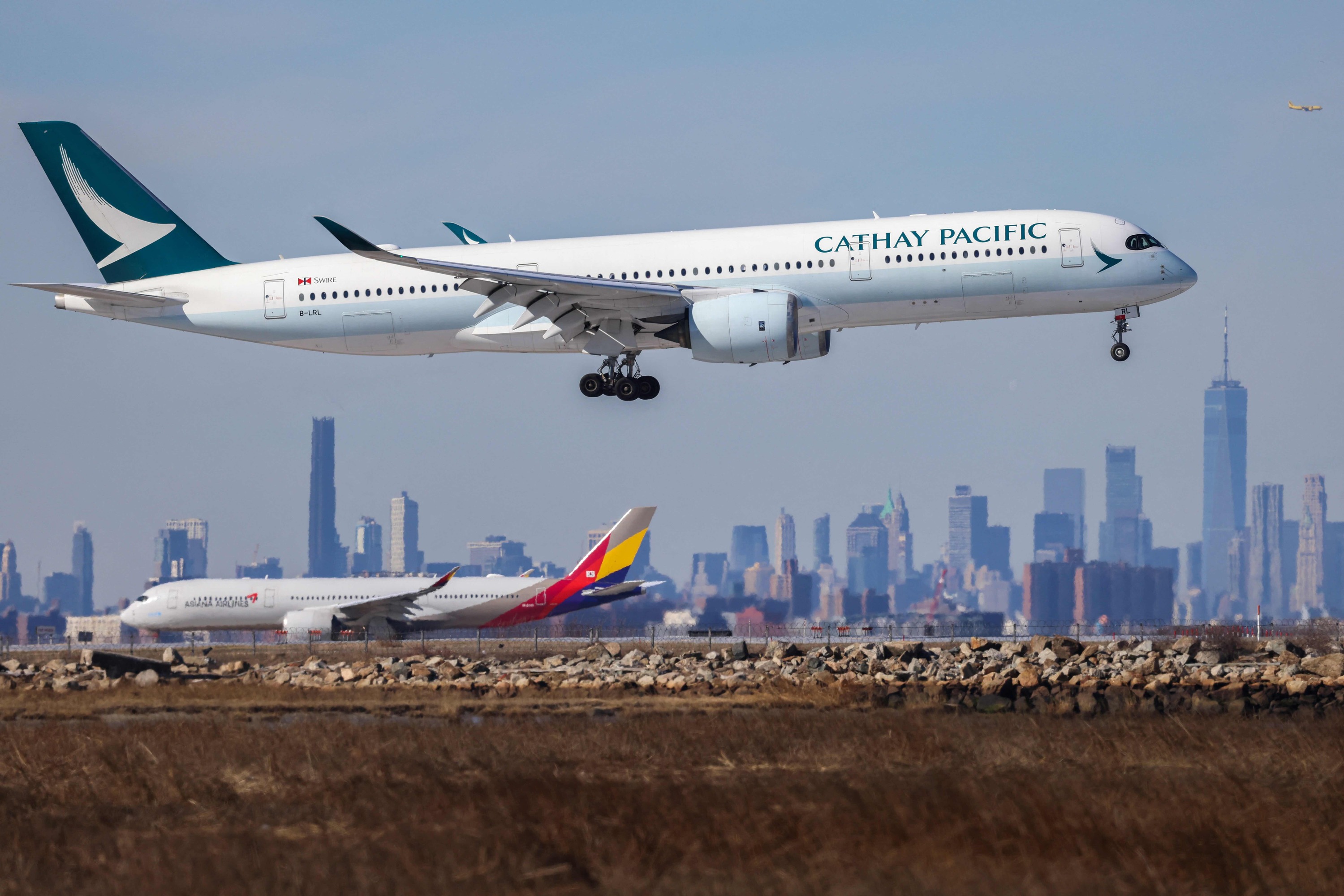 Cathay ranks third in the world's top 25 airlines for 2024