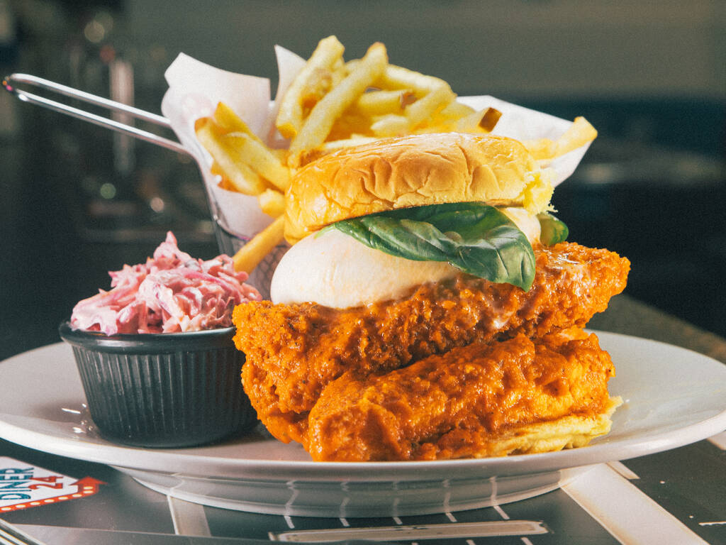 6 Best 24-hour Restaurants, Diners and Late-Night Eats in NYC