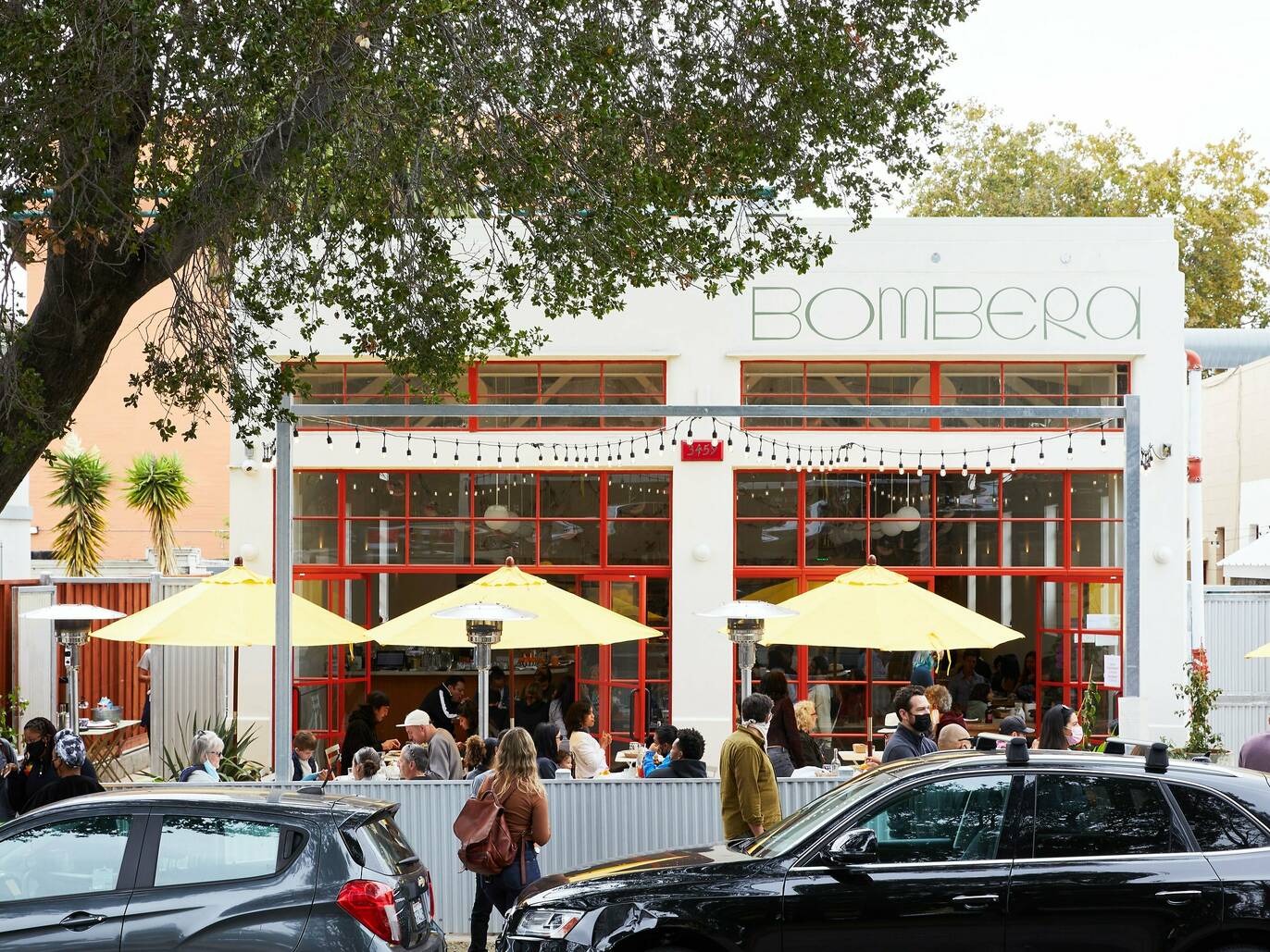 16 Best Restaurants in Oakland to Book Right Now