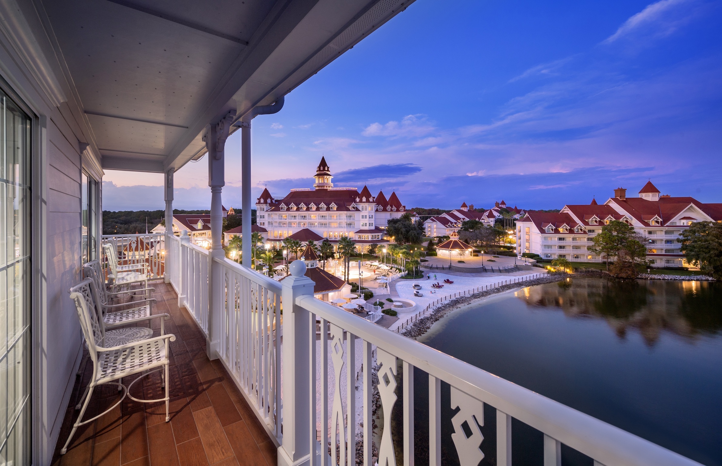 10 Best Disney World Hotels to Book Right Now