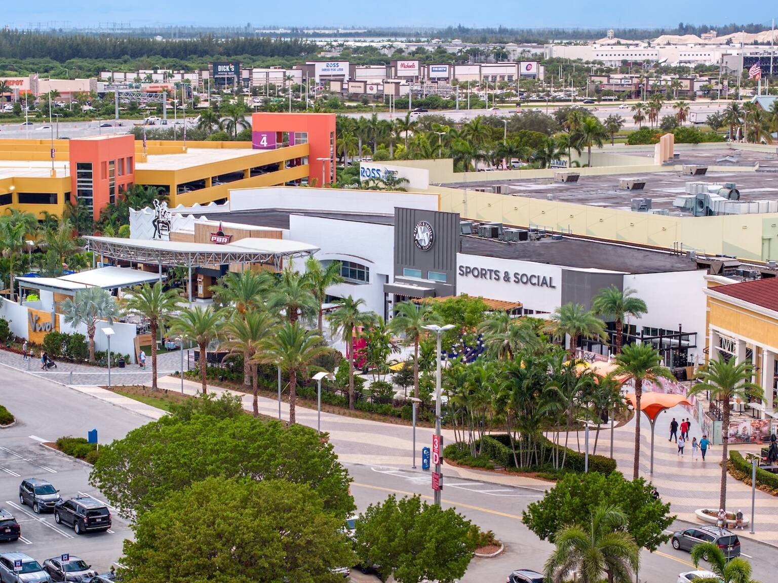 4 Best Outlet Malls in Miami for Deep Designer Discounts