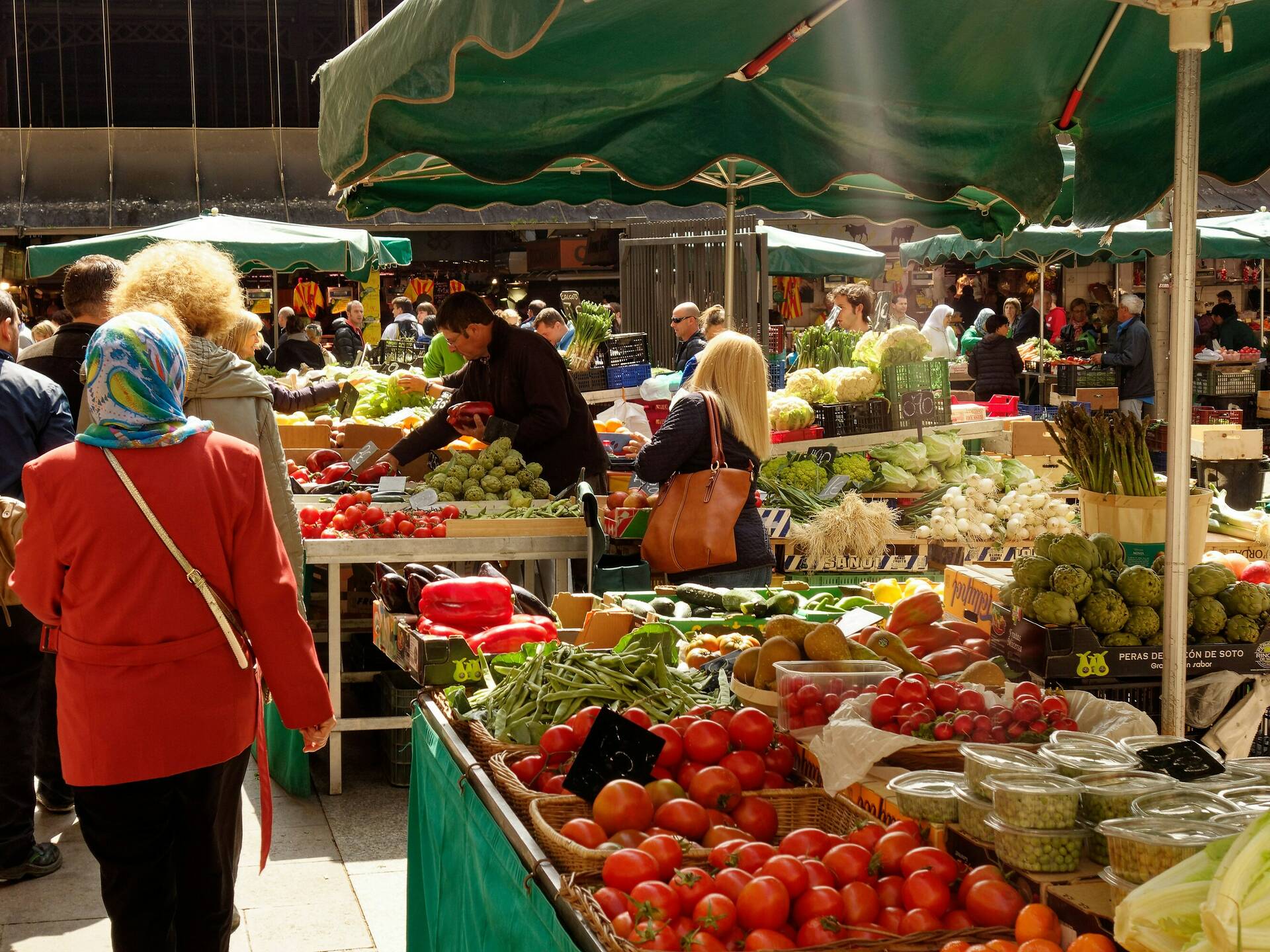 10 Best Food Markets in Paris, According To A Local