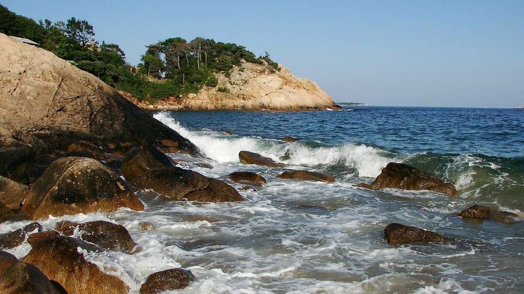 13 Best Beaches Near Boston To Check Out For Surf, Sand & Sun