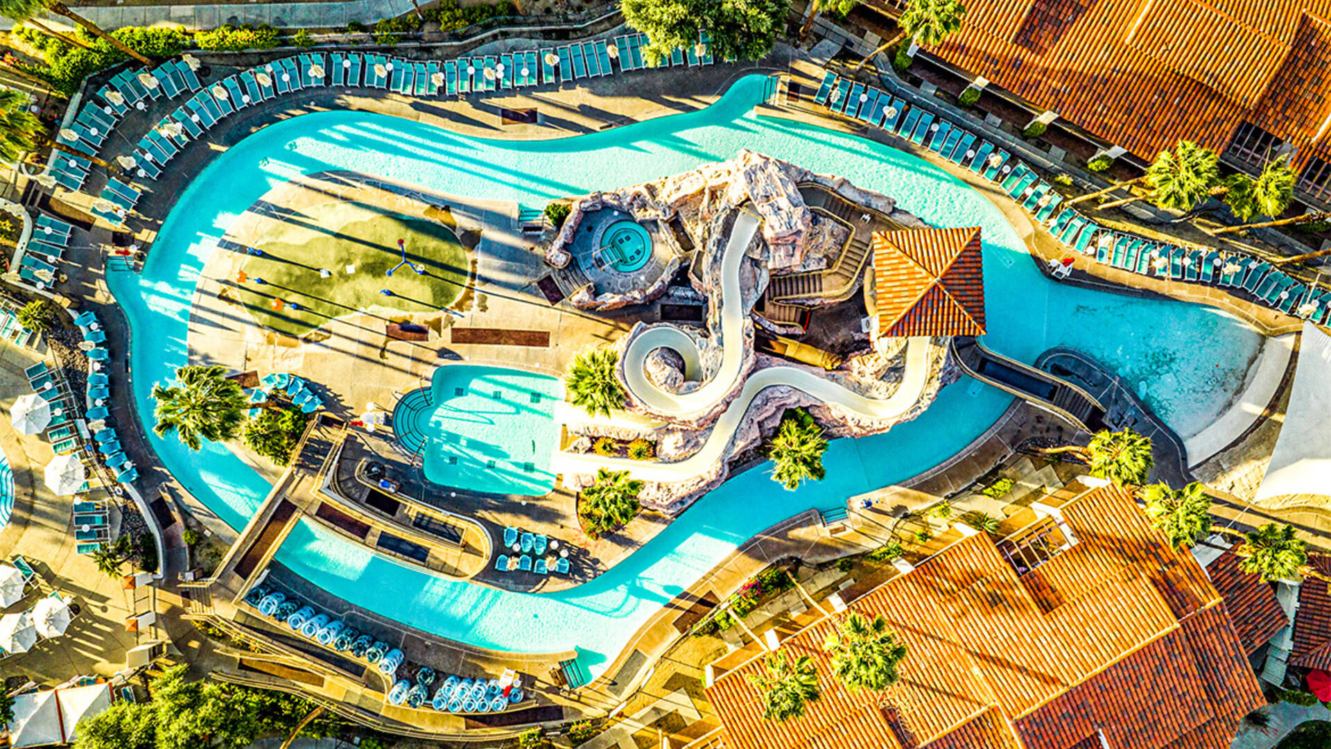 16 Best Lazy Rivers in the U.S. For a Relaxing Good Time