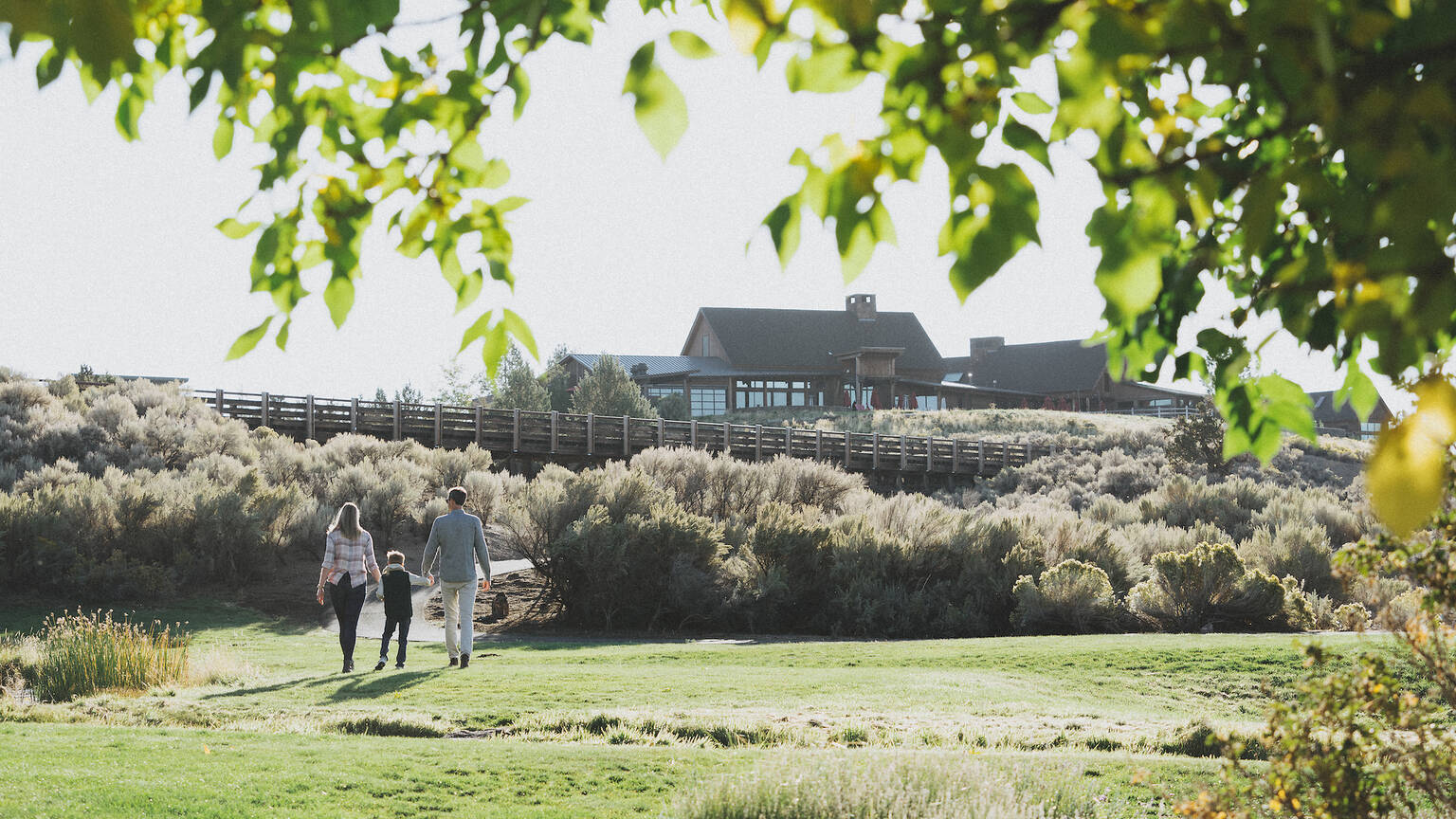 11 Best Dude Ranch/Luxury Ranch Resorts in the U.S.