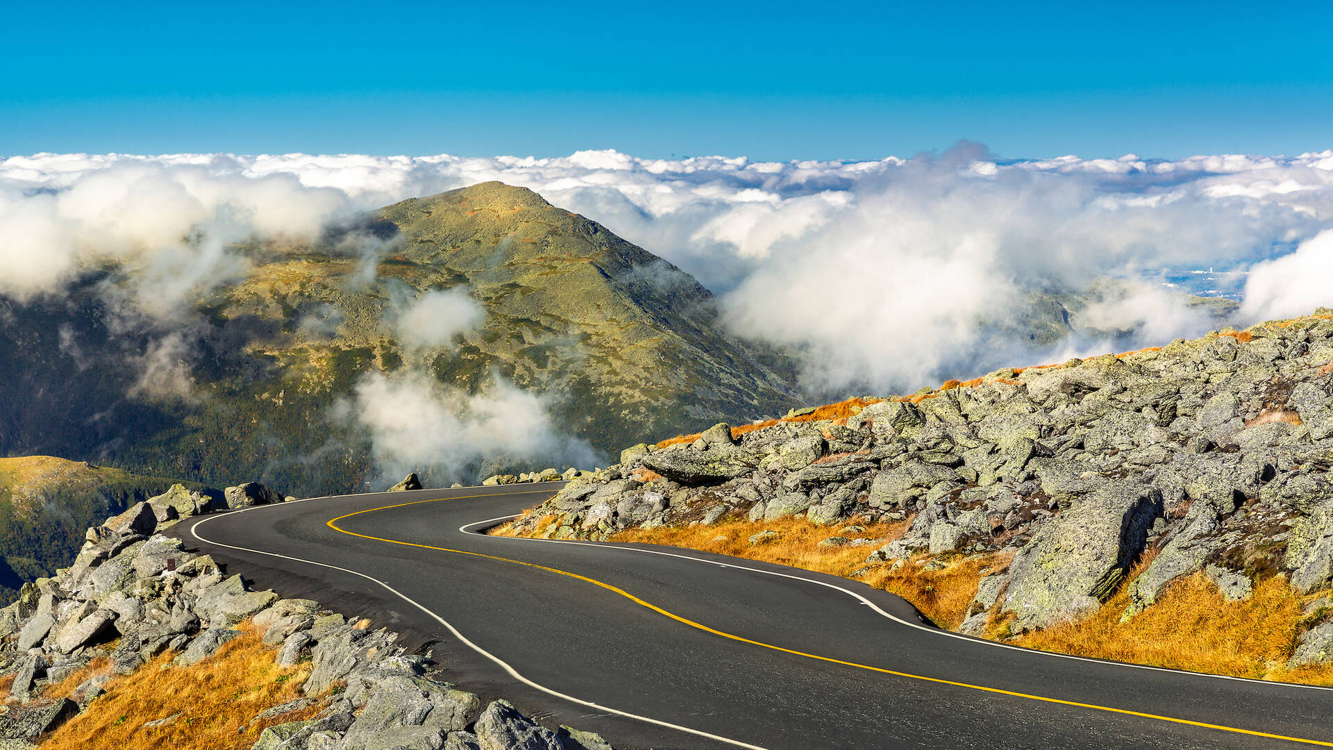 10 Pretty Mountain Views in the US You Need to Visit