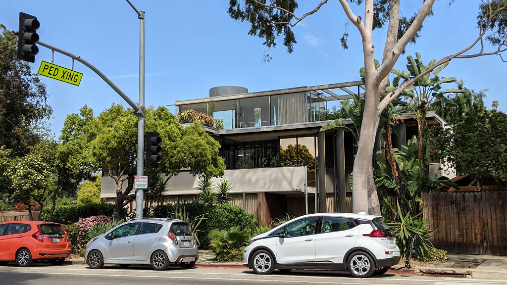 11 Best Things to do in Silver Lake, L.A.'s Famously Hip Neighborhood