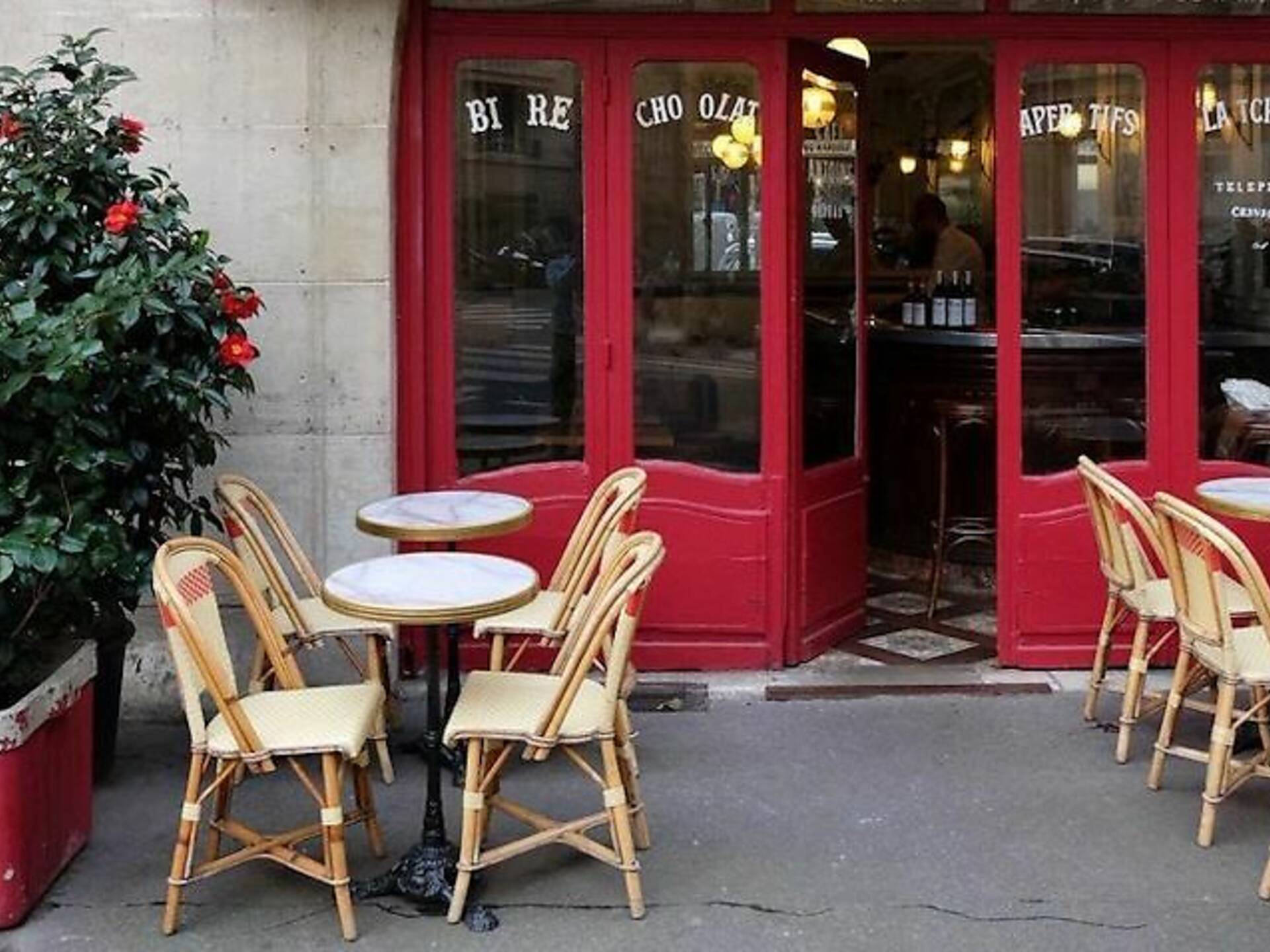 Les meilleures terrasses de bars à Paris | 18 spots au soleil
