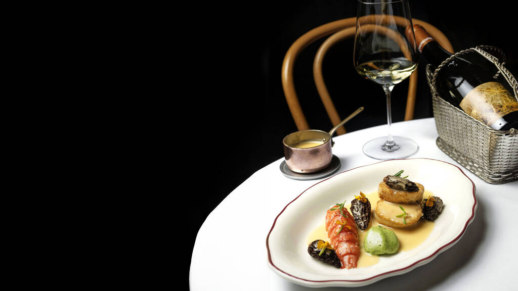 Monopole in Sydney's CBD has transformed into a French restaurant