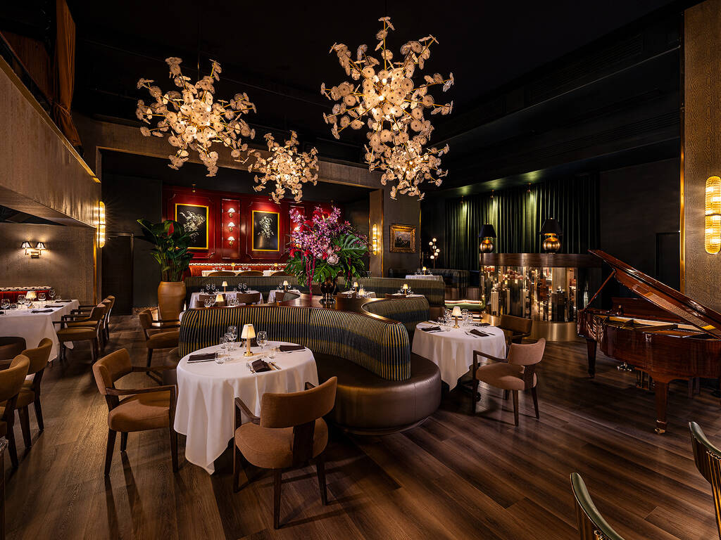 15 Best Spots for Thanksgiving Dinner in Miami 2024