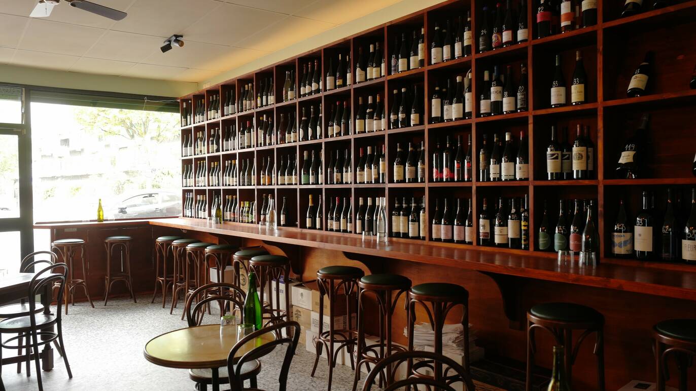 20 Best Wine Bars in London That Are Made For Wine Lovers