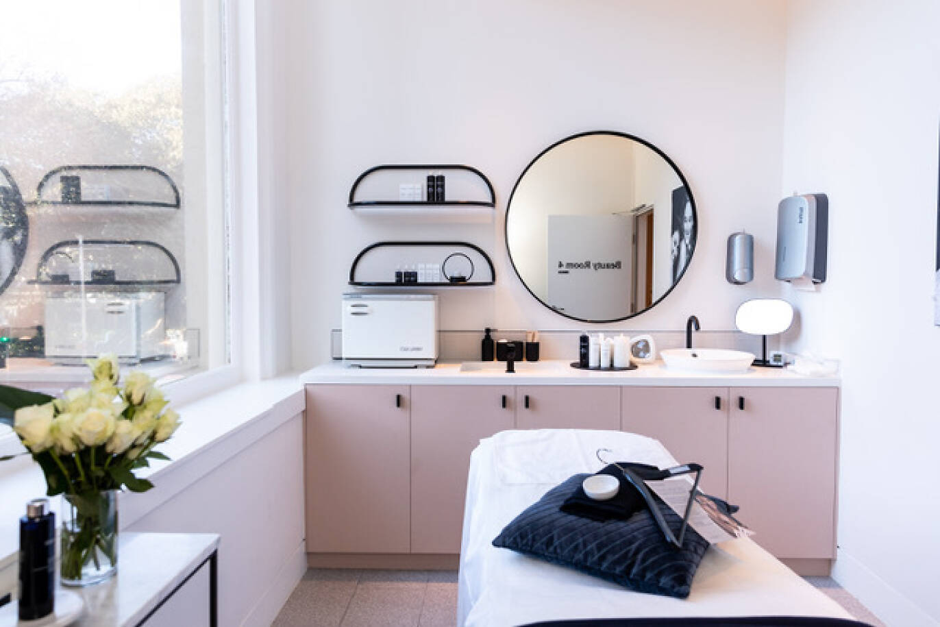 The best facials in Sydney for glowing skin, all year round