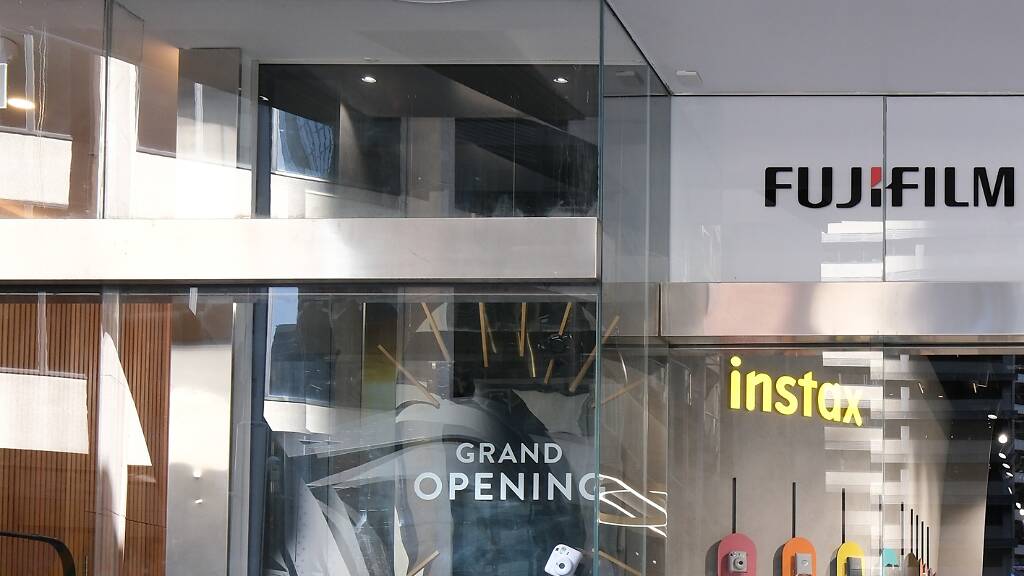 Fujifilm House of Photography Sydney | Camera store and studio