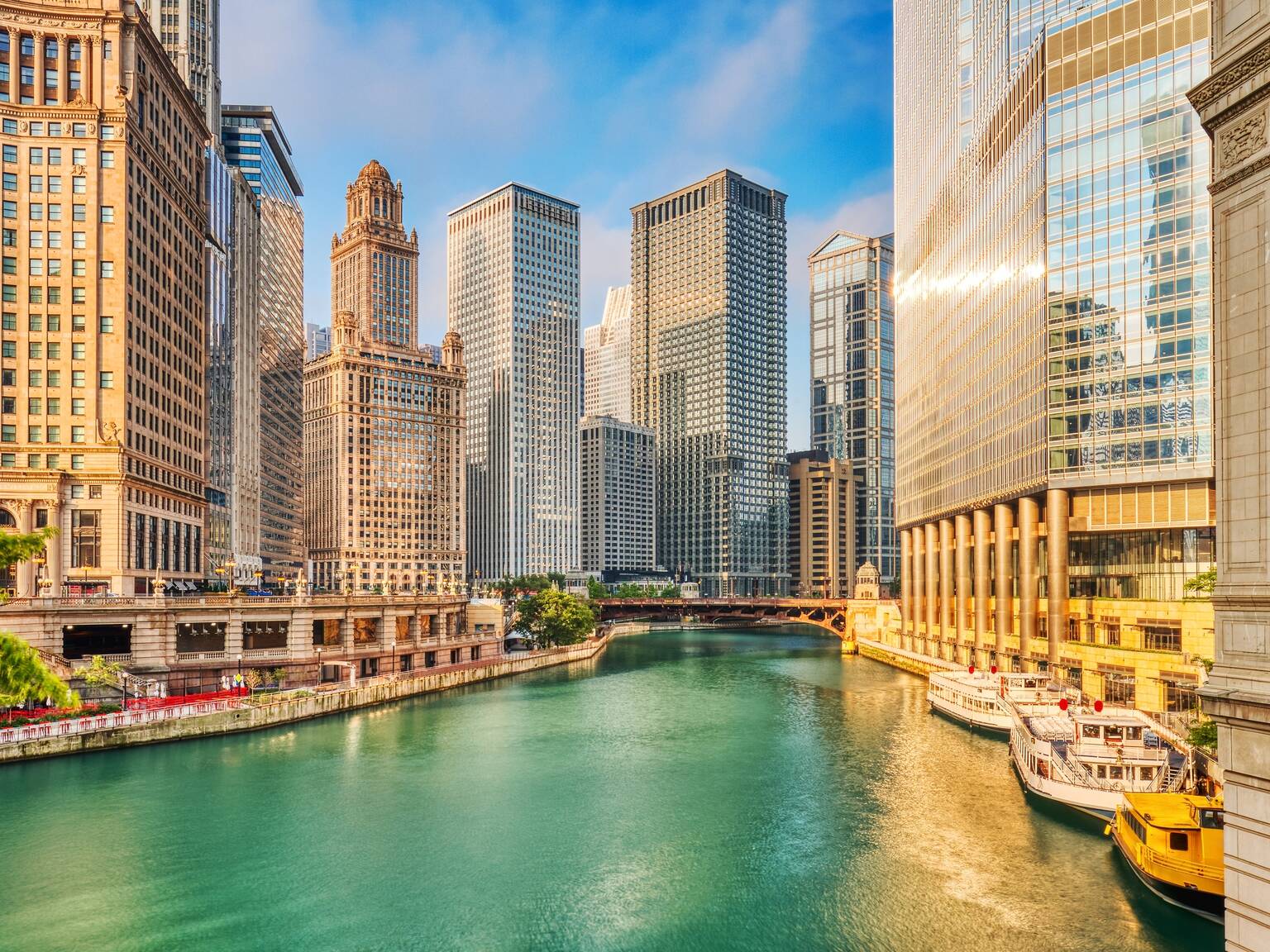 40 Best Chicago Attractions That You Have to Visit in 2025