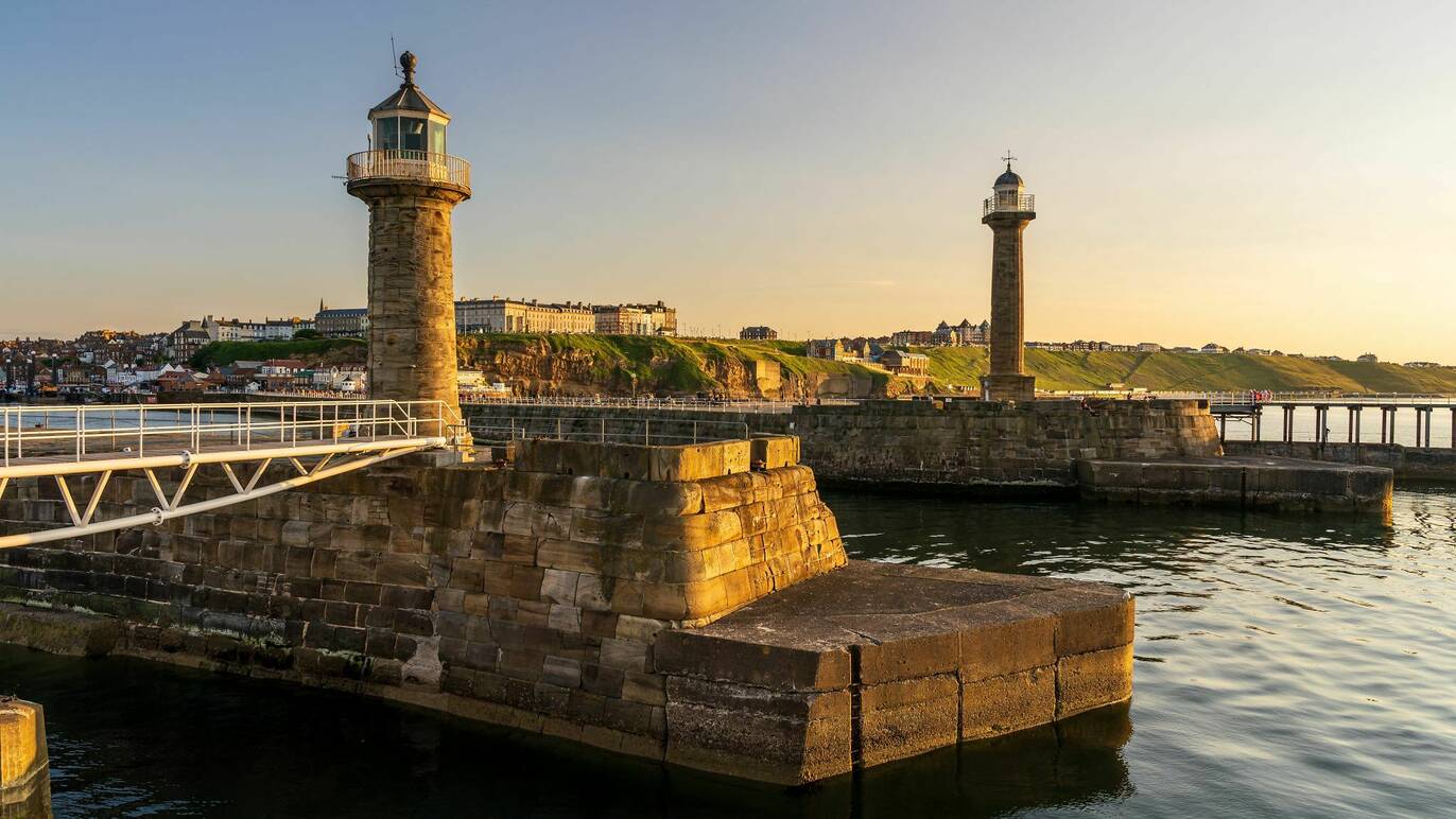21 Great Things To Do in Whitby For The Ultimate Seaside Weekend