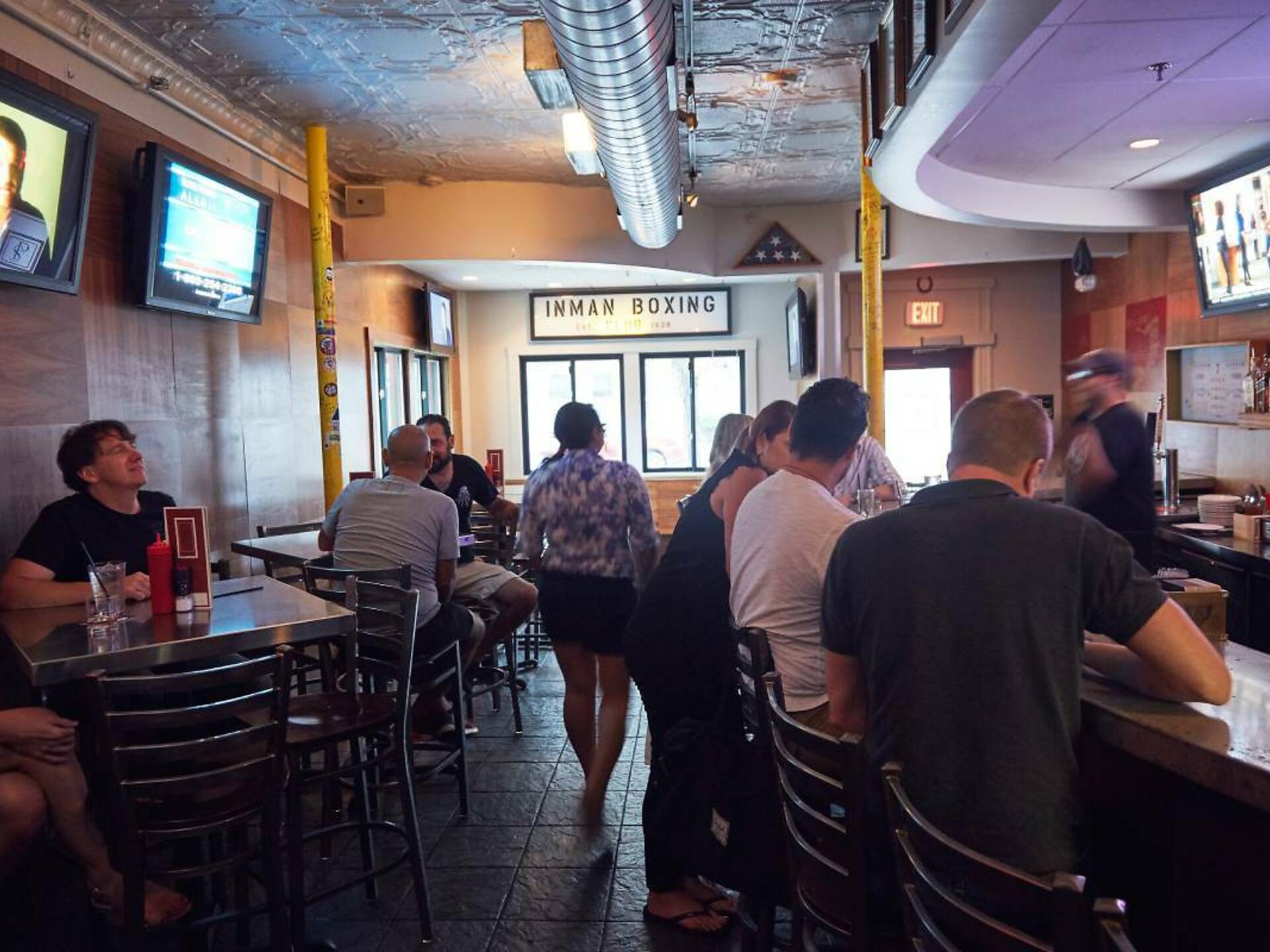 Where to Watch Football in Boston: Best Bars for the Pats
