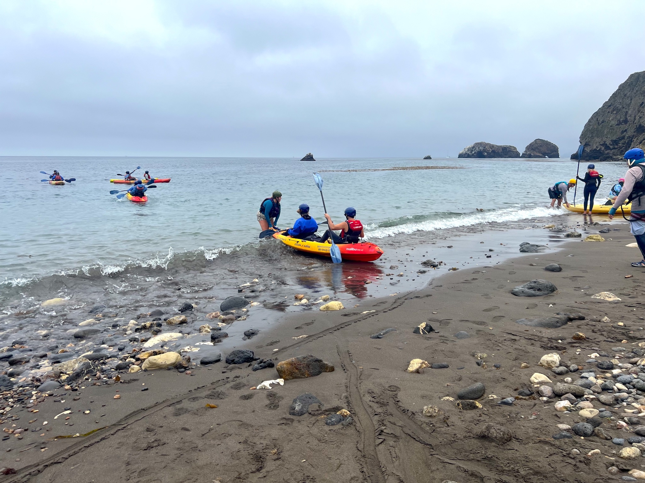 Here’s what it’s like to kayak the Channel Islands with absolutely zero ...