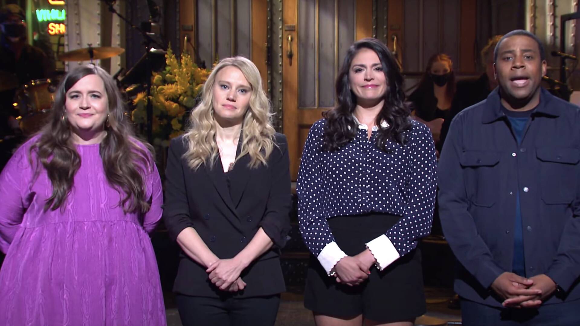 List of 'Saturday Night Live' Hosts for the Rest of 2025 and How to Get ...