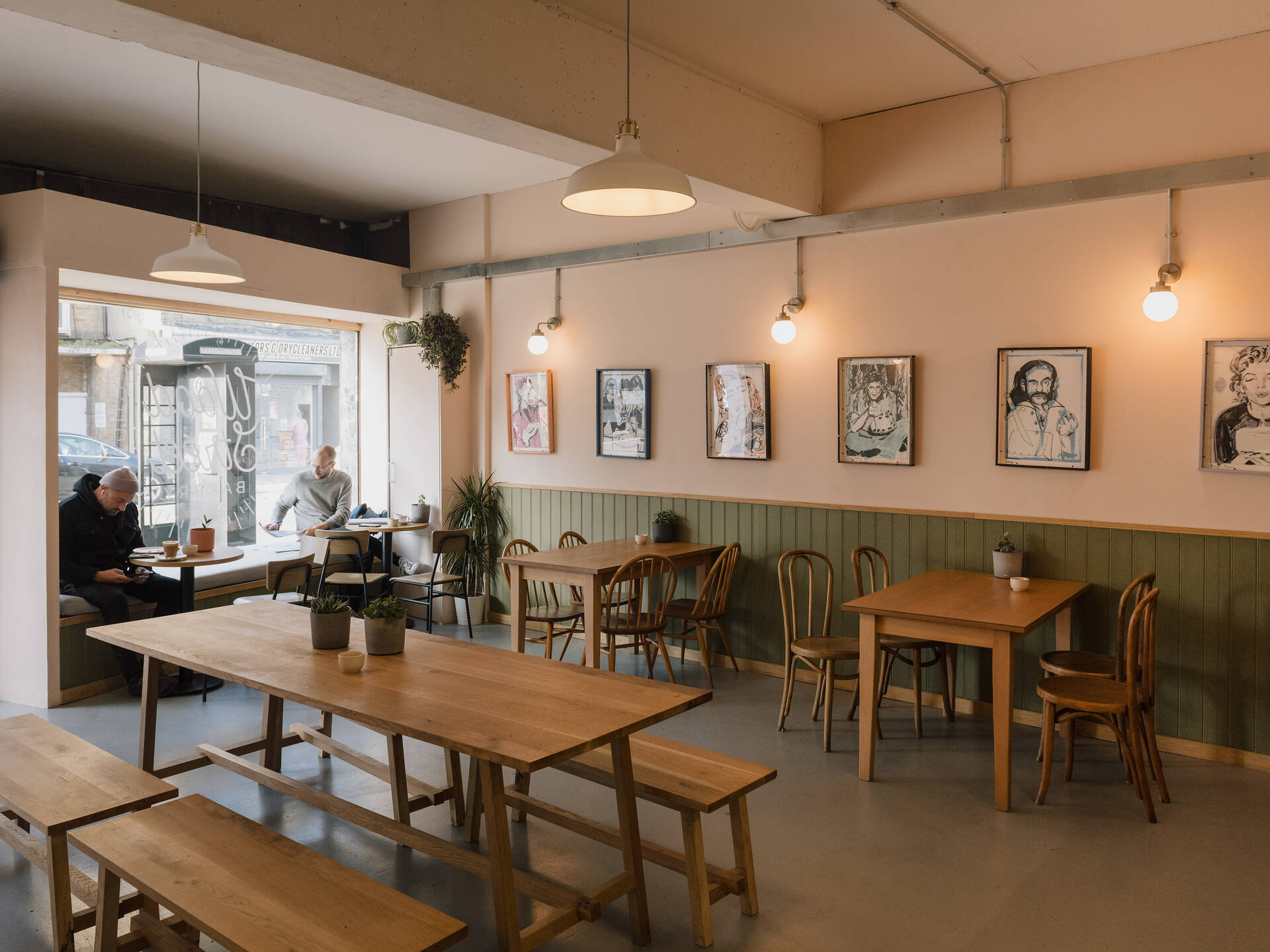 12 Best Restaurants in Walthamstow for Local Eats