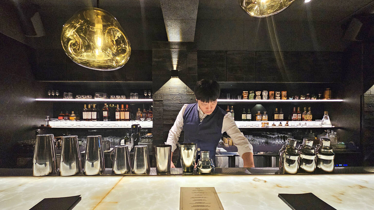The Best Bars in Taipei: A Guide to the Top Drinking Spots in Taiwan's ...
