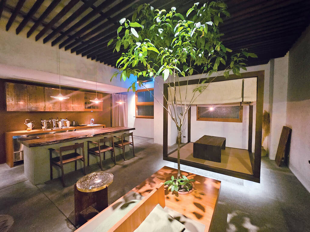 The Best Bars in Taipei: A Guide to the Top Drinking Spots in Taiwan's ...