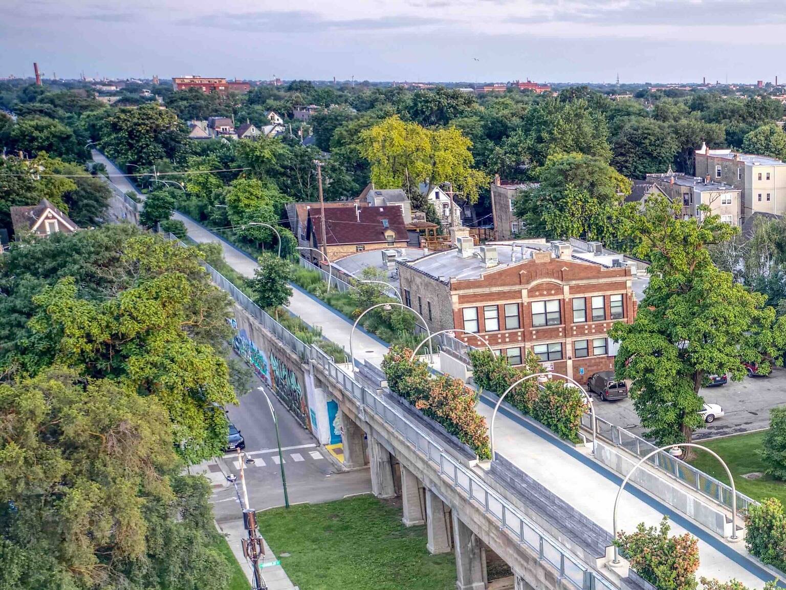 The Best Trails and Paths For a Walk in Chicago