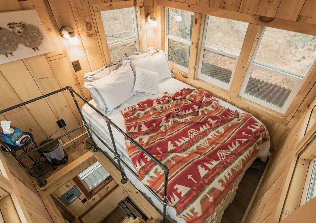 17 Best Airbnb Treehouses in the U.S. | Unique U.S.Treetop Stays