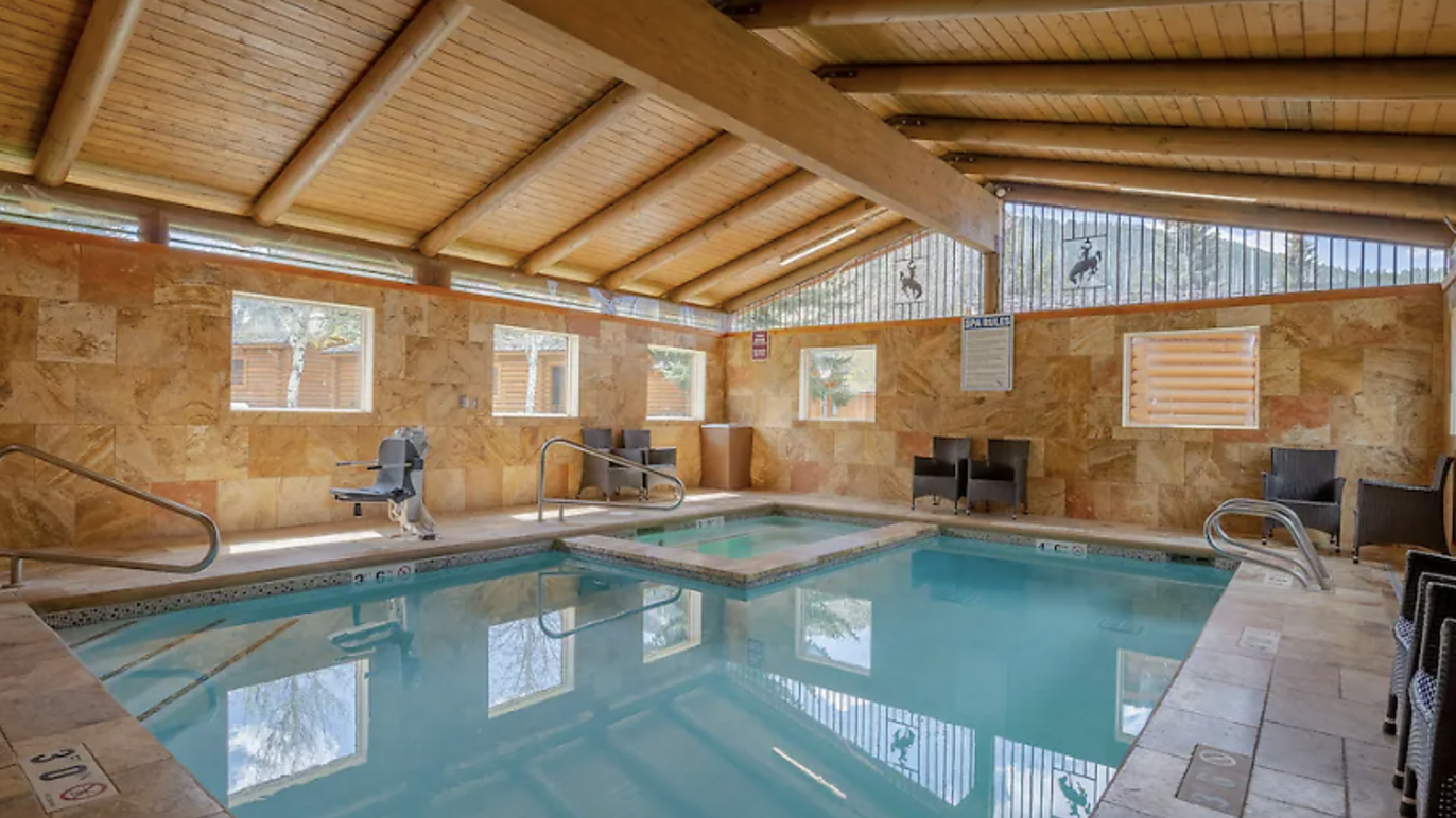The 18 Best Airbnbs with Indoor Pools in the U.S.