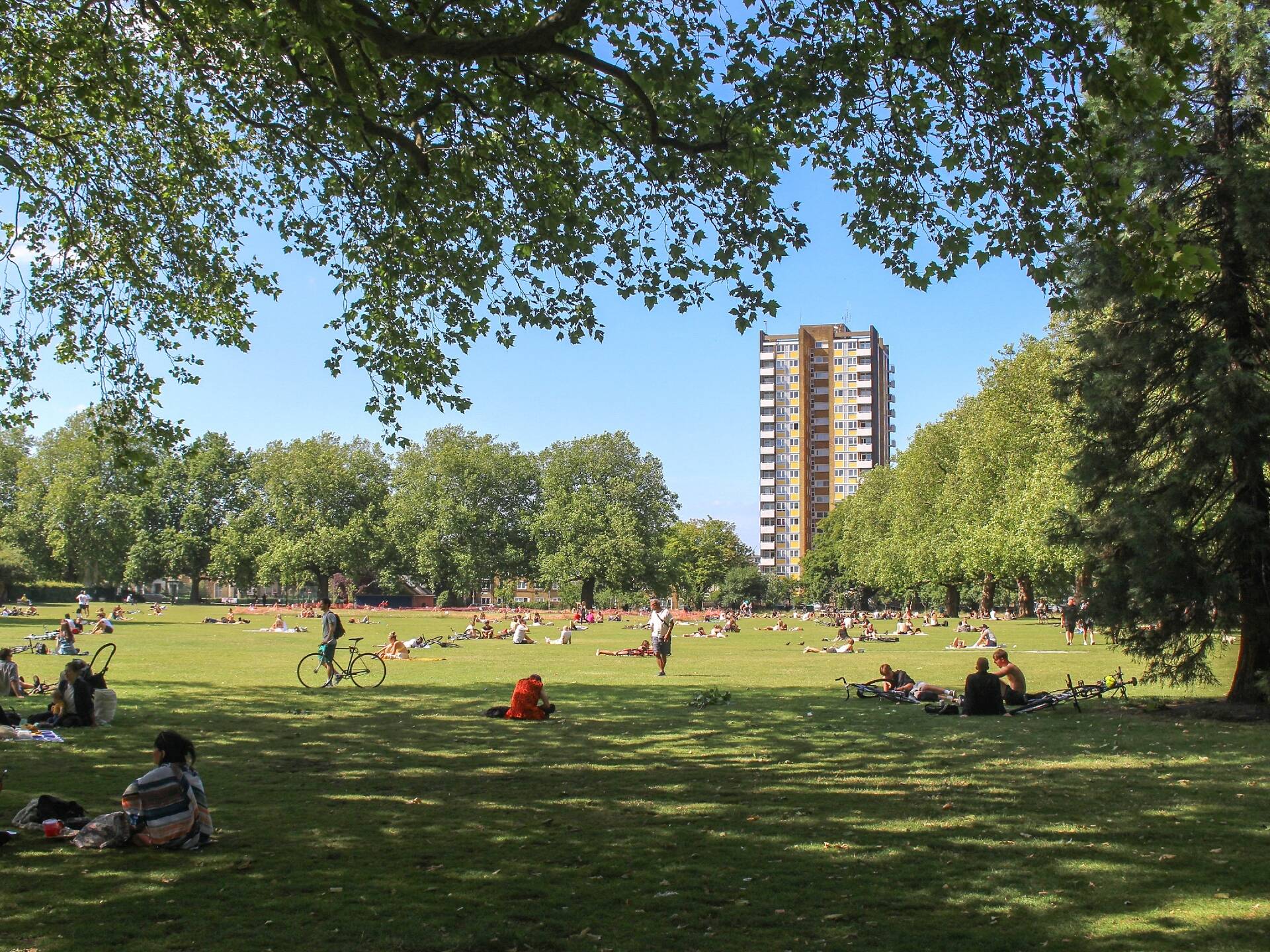 Hackney Area Guide: 20 Best Things to Do in the East London Neighbourhood