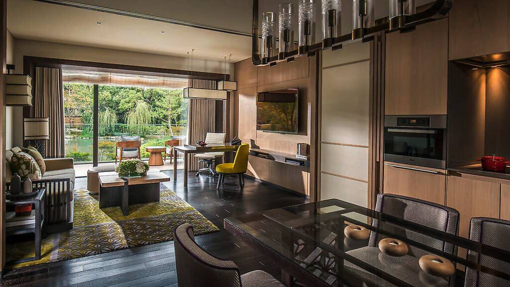 7 Reasons why the American Express Platinum Card is your ultimate ...