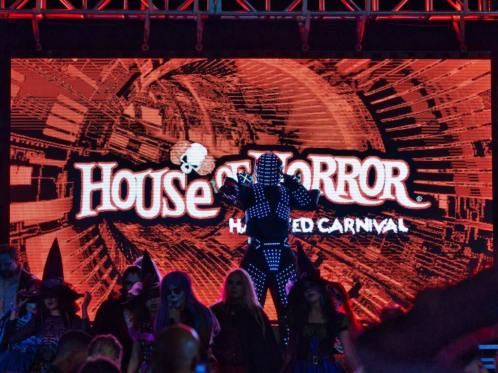 7 Best Haunted Houses in Miami for a Spine Tingling Halloween