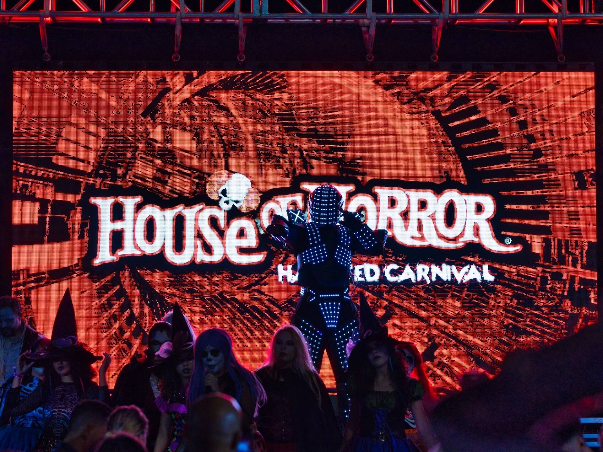 7 Best Haunted Houses in Miami for a Spine Tingling Halloween