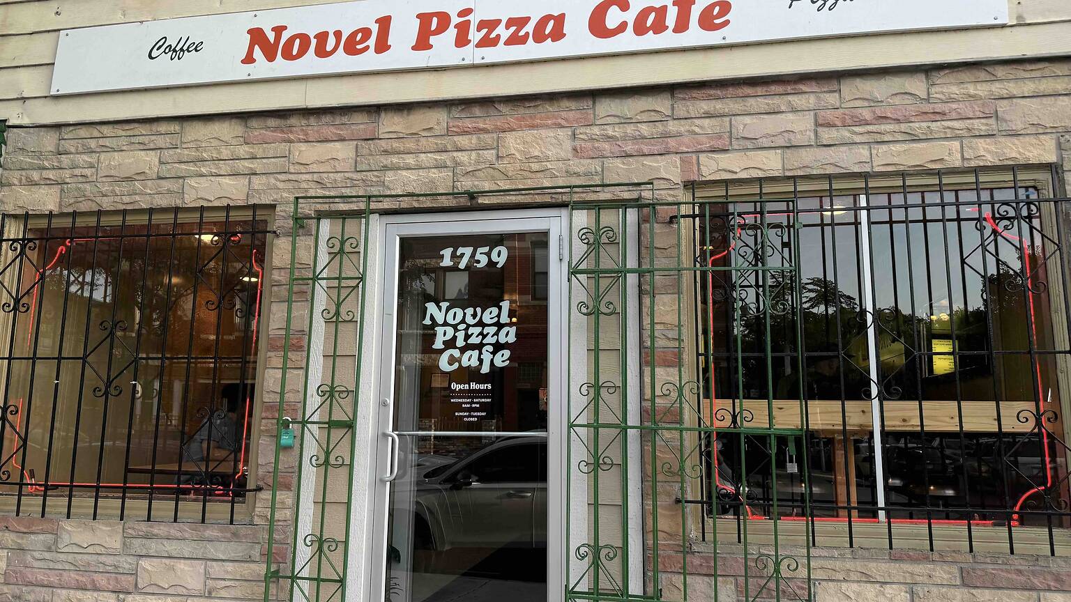 Review: Novel Pizza Cafe