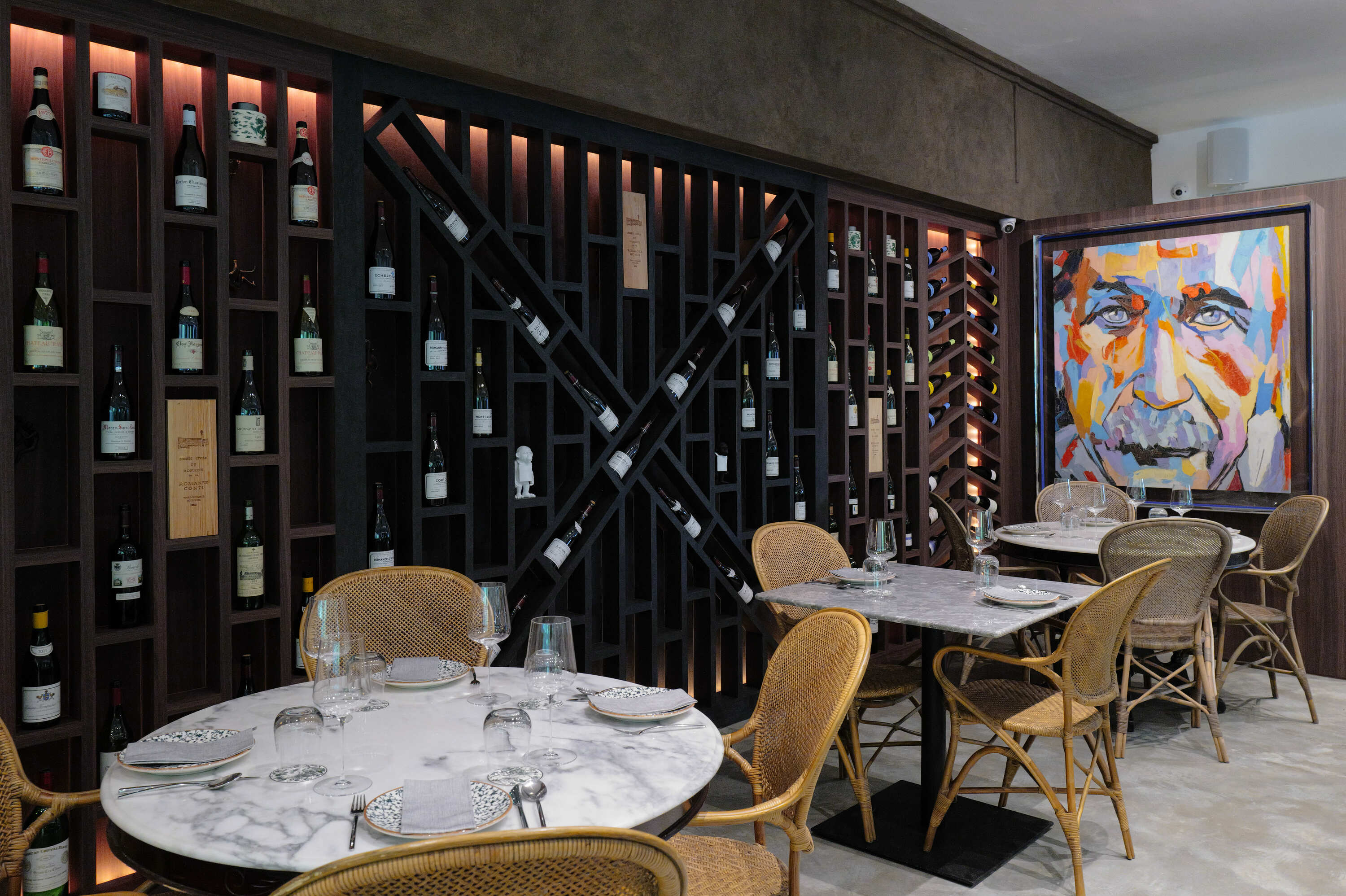 Le Clos — Wine House & Restaurant | Bars and pubs in River Valley ...