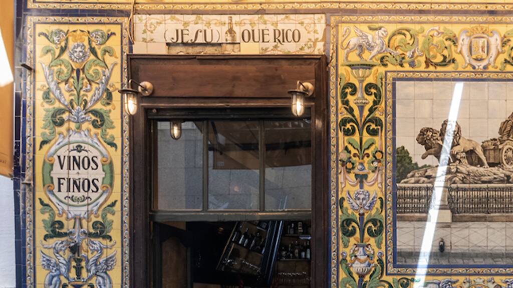 Tabernas y restaurantes centenarios: el patrimonio histórico para comer ...