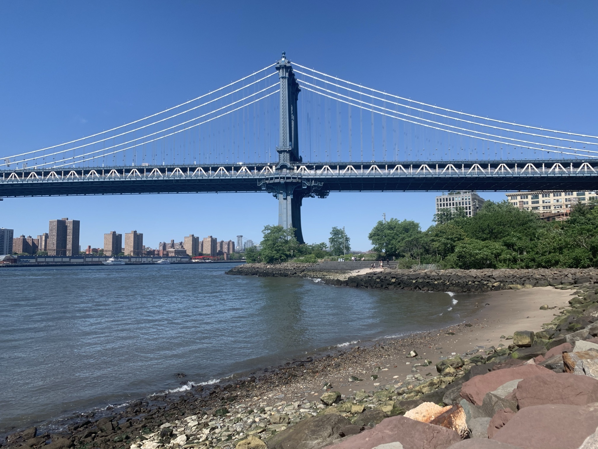 Brooklyn, NY Guide Including Things to Do and Where to Eat