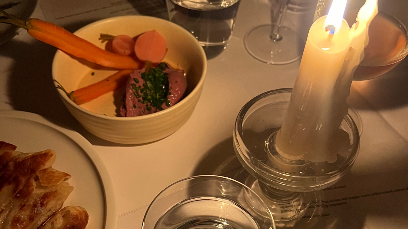 Theeca Darlinghurst | Café by day, wine and vinyl bar by night