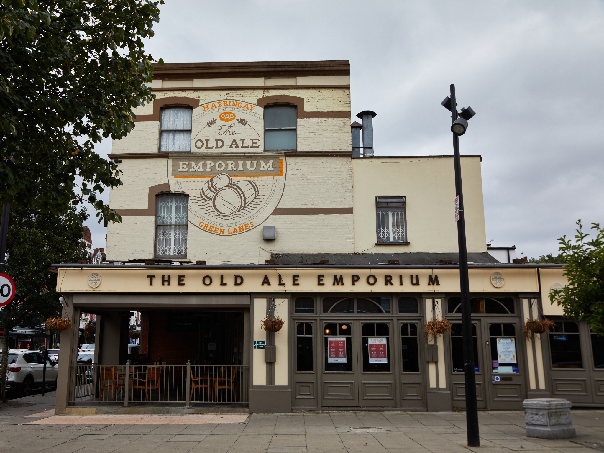 The Old Ale Emporium | Bars and pubs in Green Lanes, London