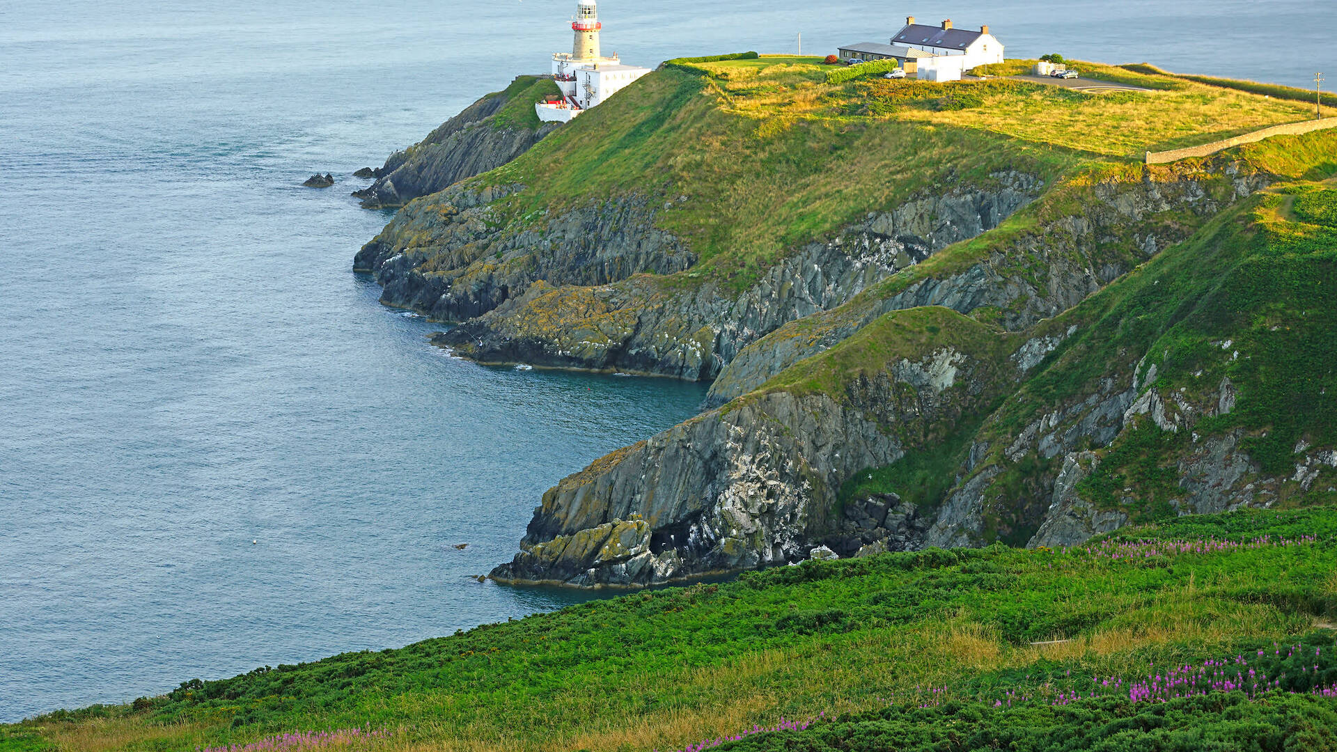 5 Amazing Day Trips From Dublin For Nature Escapes and City Breaks