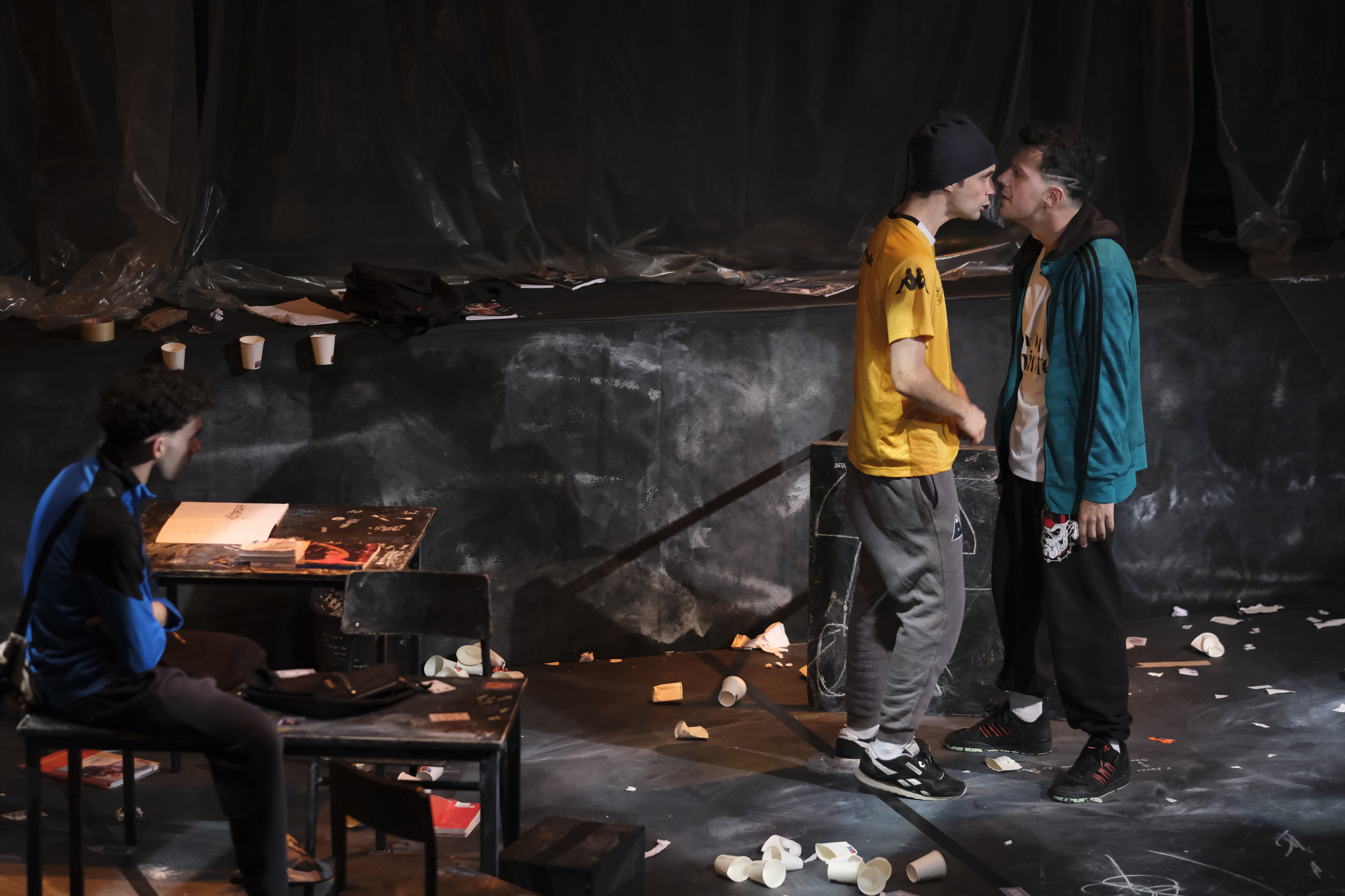 No São Luiz, ‘Class Enemy’ fala-nos sobre quem é abandonado pelo sistema