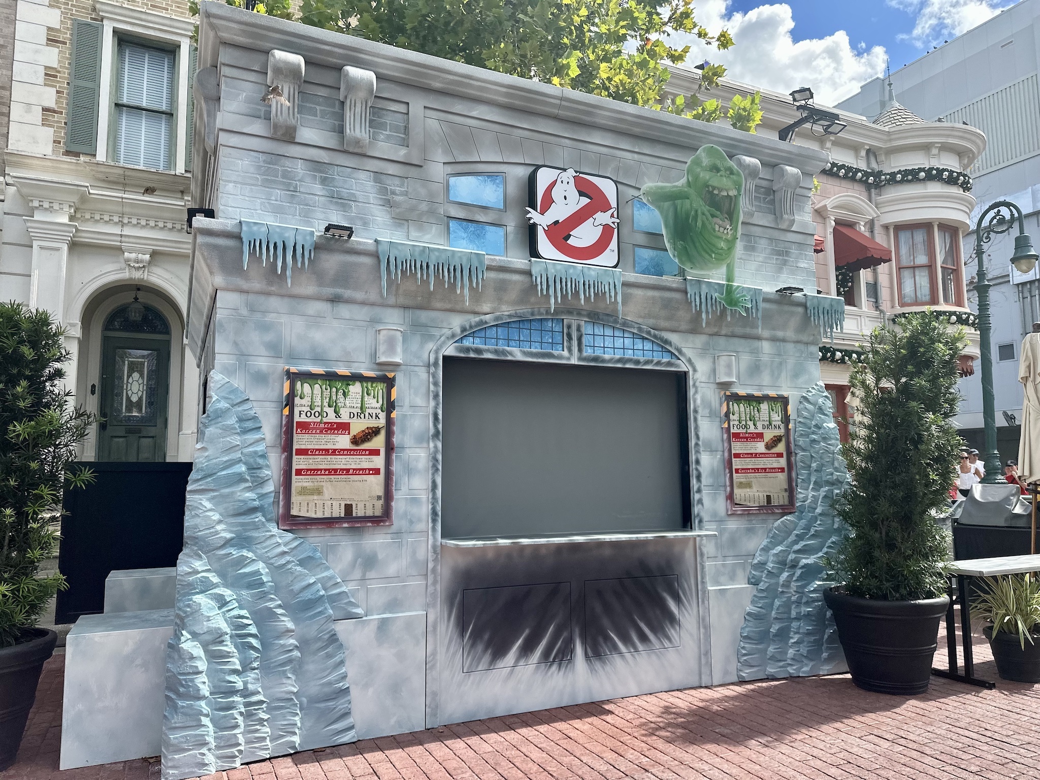 How I Ate My Way Through Halloween Horror Nights in Orlando