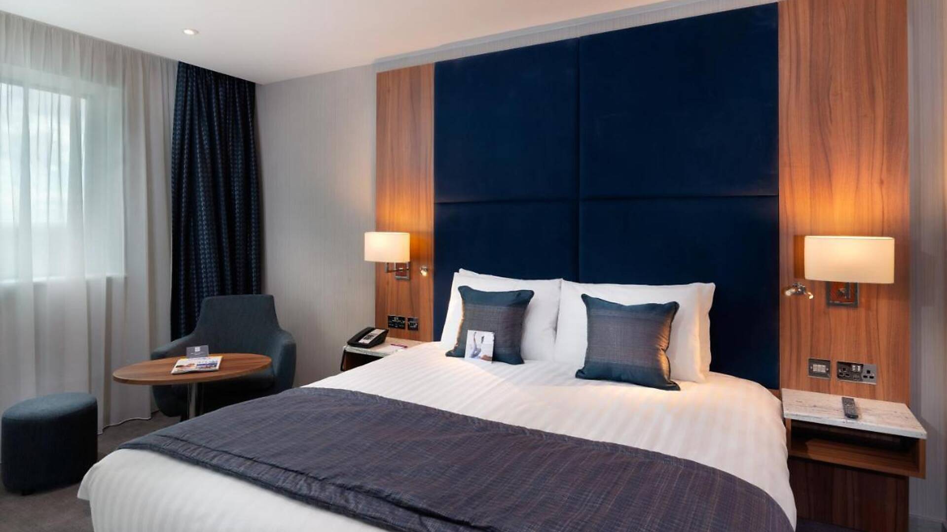 8 Heathrow Hotels You Need to Check Out