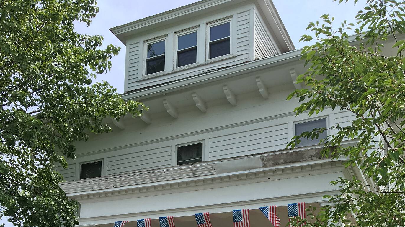 21 Most Haunted Places in New York State for Spooky Season