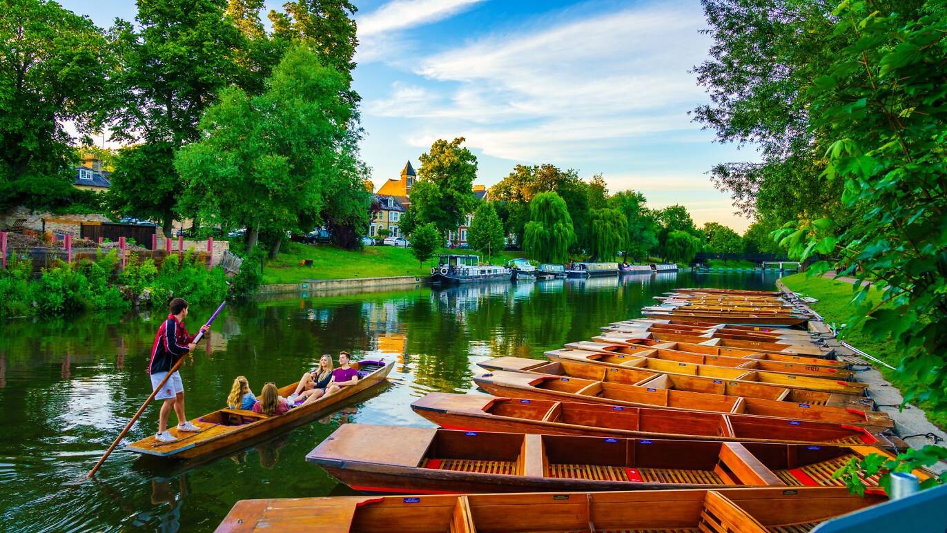 15 Best Romantic Weekend Getaways in the UK | Couples Breaks for 2024