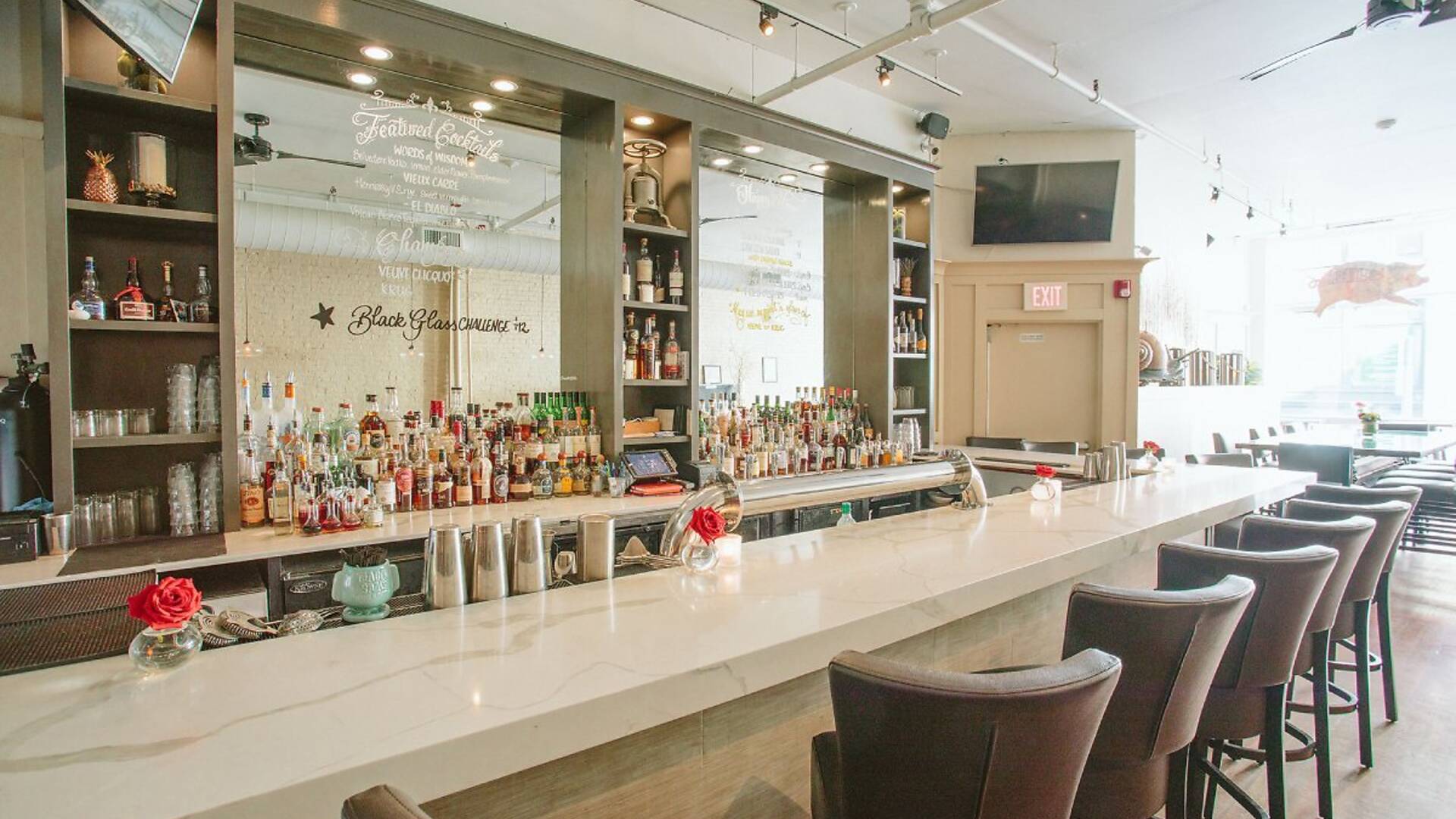 14 Best Wine Bars in Boston For Variety and Vibe