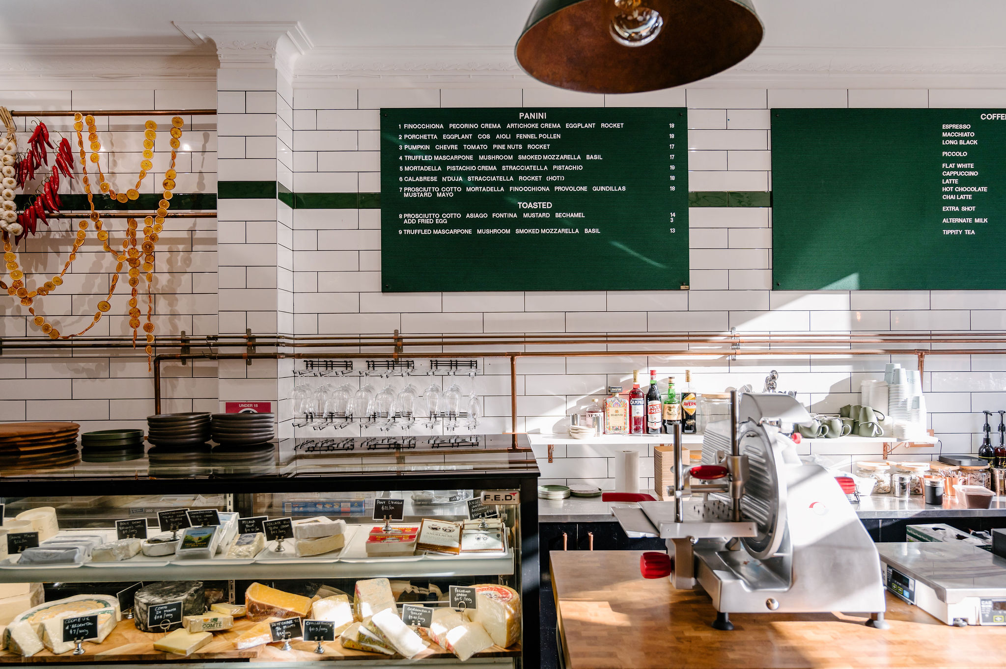 Arno Deli Newcastle | Italian-style deli with panini & cannoli